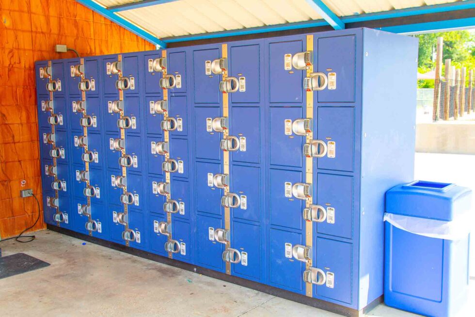 CAN Rentals & Cabanas - Splash Kingdom Waterparks