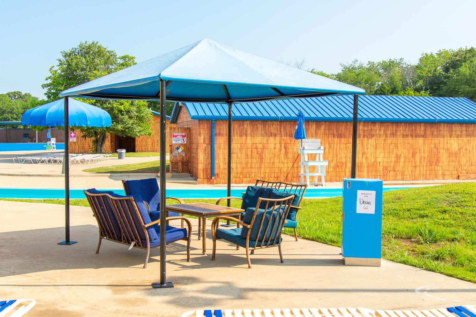 CAN Rentals & Cabanas - Splash Kingdom Waterparks